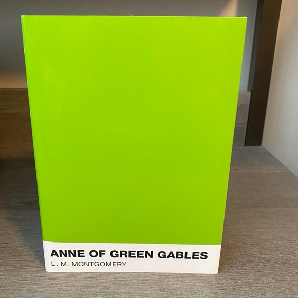 Pantone | Other | Puffin Pantone Lm Montgomery Anne Of Green Gables ...
